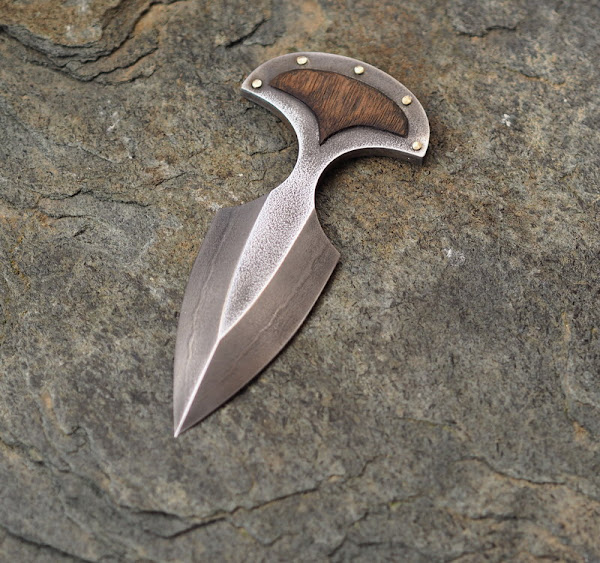Push dagger | BladeForums.com