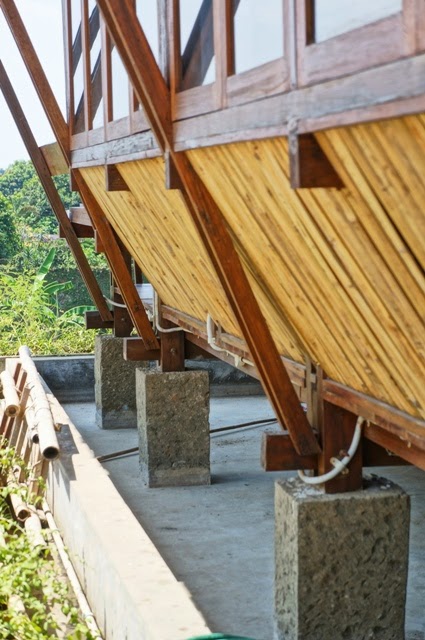 yu sing: rumah produksi samsara pictures, jakarta selatan.