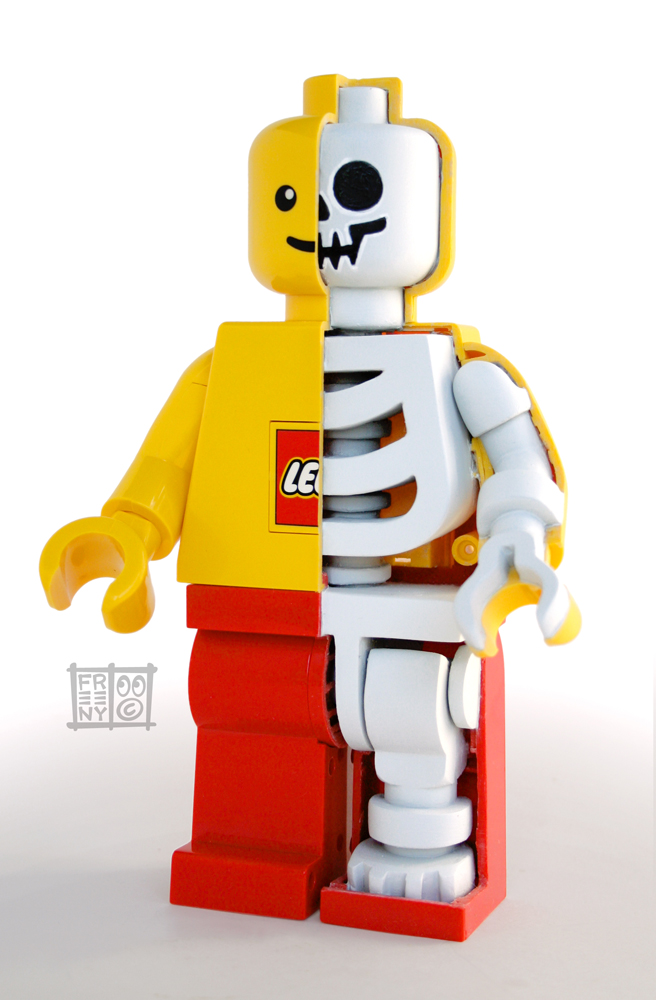 MoistProduction: Lego Skeleton inside Mini Figure (for the purists)