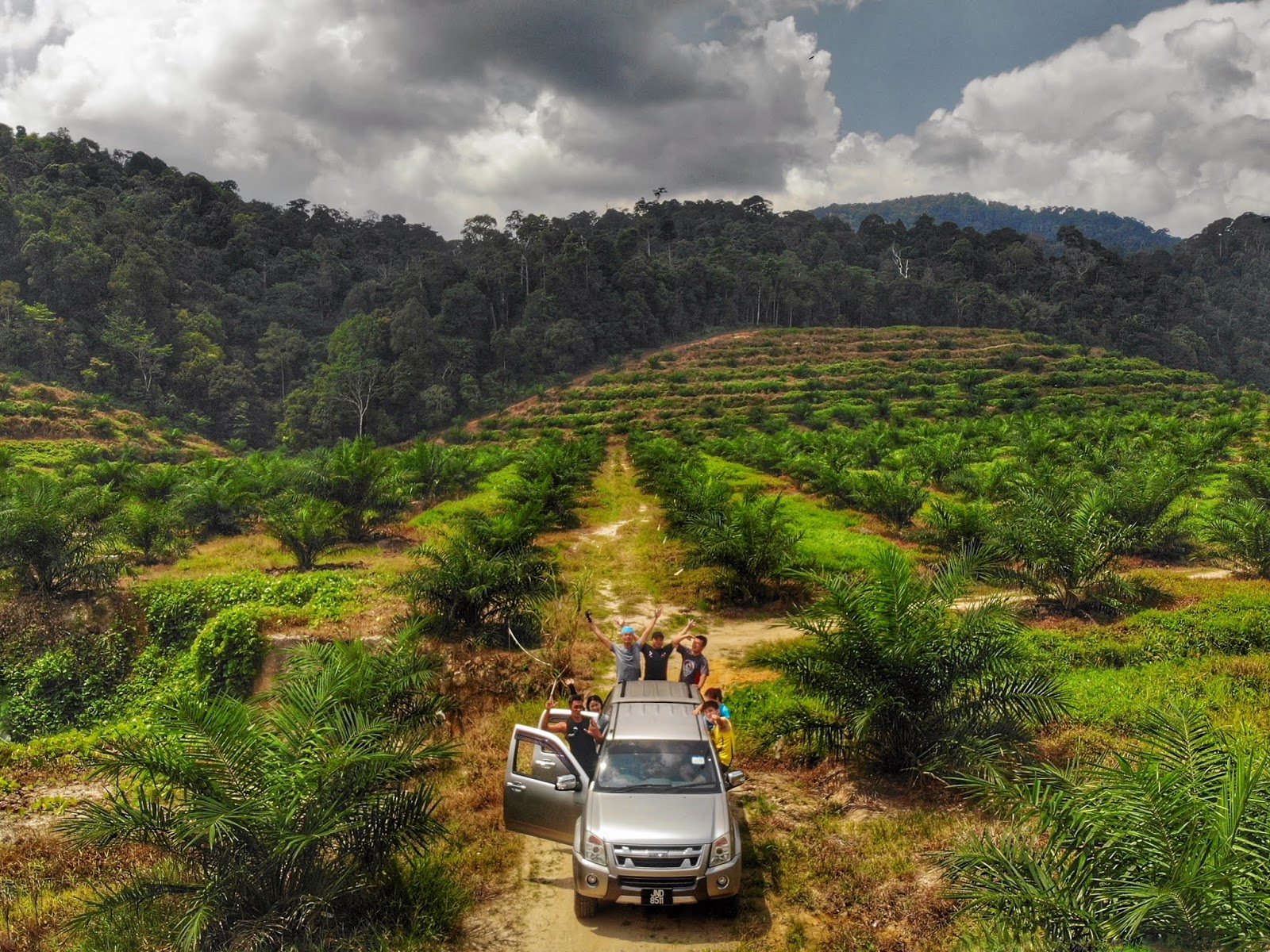 Tengkil Falls - An Off-Road Adventure To Hidden Waterfall | Catchingtravels