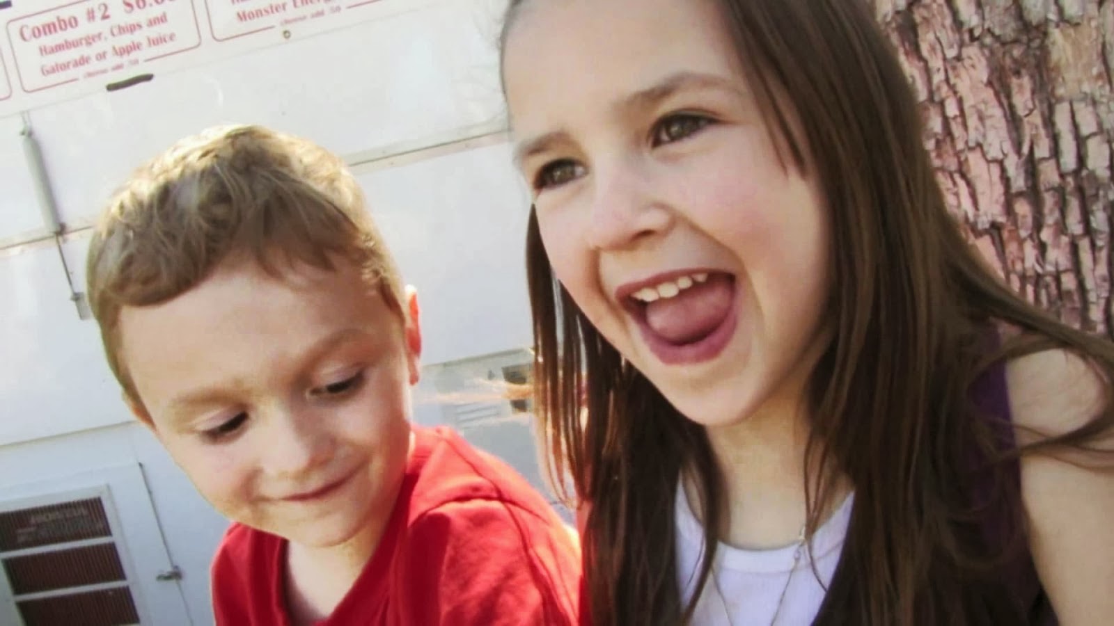 Temas Impactantes: El beso más tierno del mundo