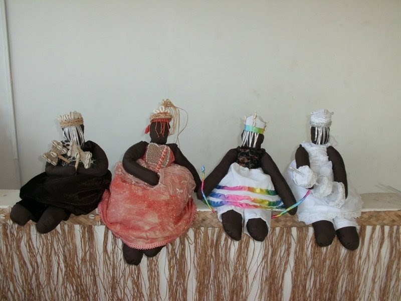 Macumba Fashion: Bonecos Artesanais ( Orixás )