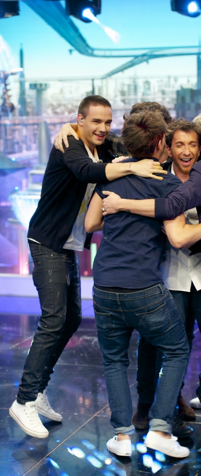 Celeb Saggers: Liam Payne, Zayn Malik & Louis Tomlinson Sagging on 'El ...