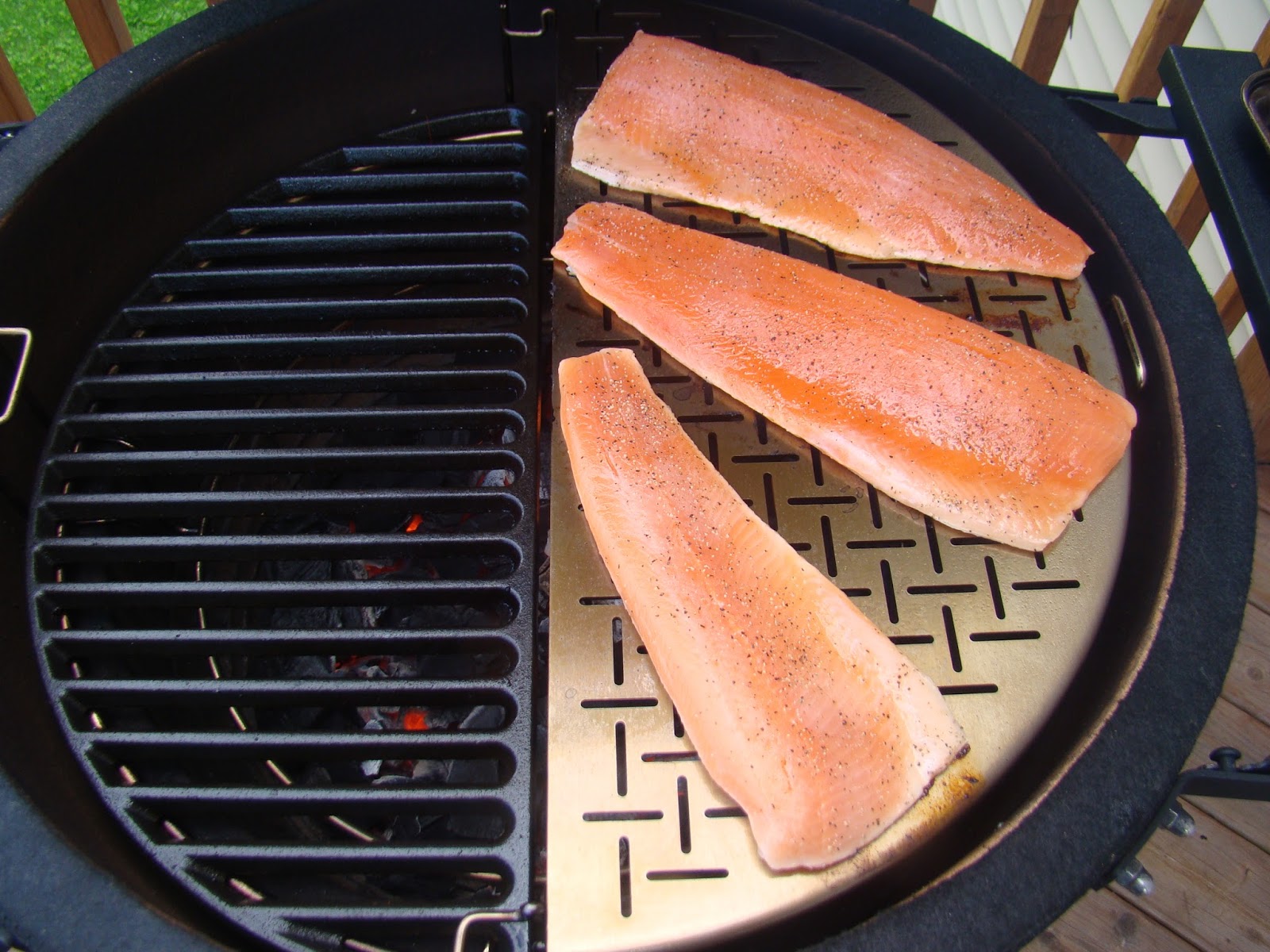 Kamado Joe Grilling Passion: Maple Rainbow Trout Fillets
