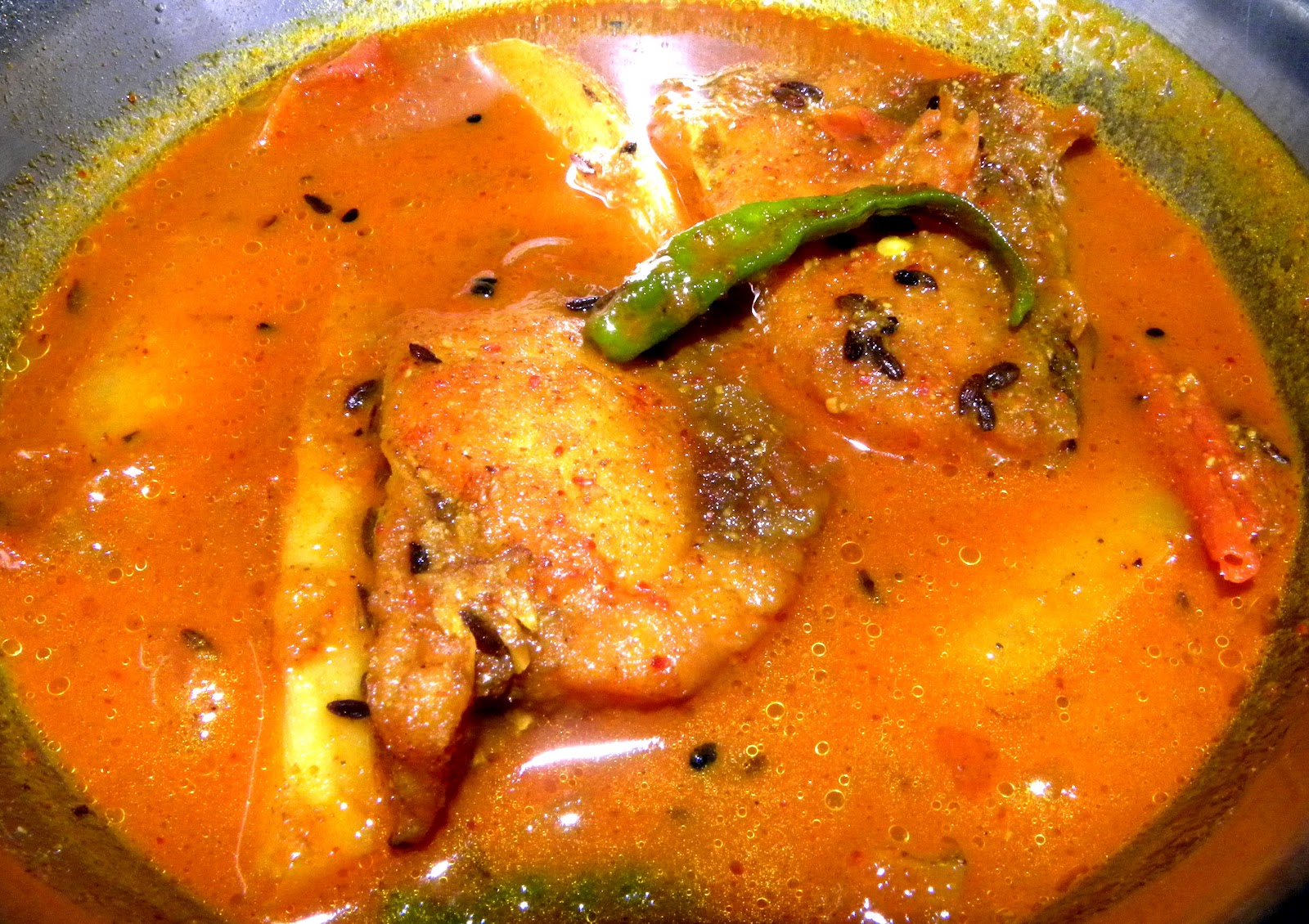 rui macher jhol bengali style