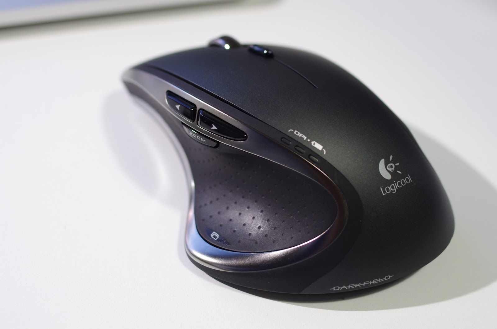mono:log: logicool -Performance Mouse M950-