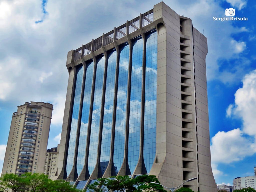 Edifício Sede da IBM - Descubra Sampa - Cidade de São Paulo