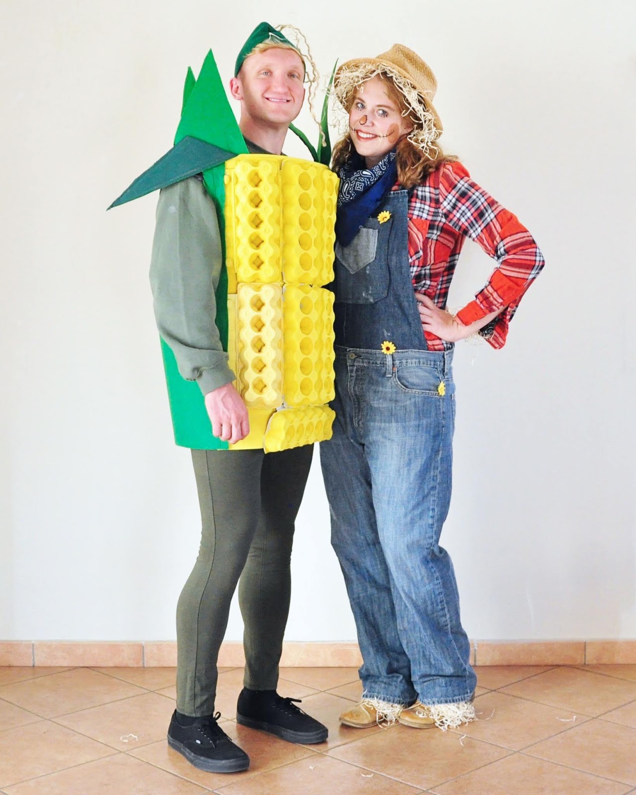Little Sloth: Scarecrow, Corn, Tractor: Family Farm Costume DIY