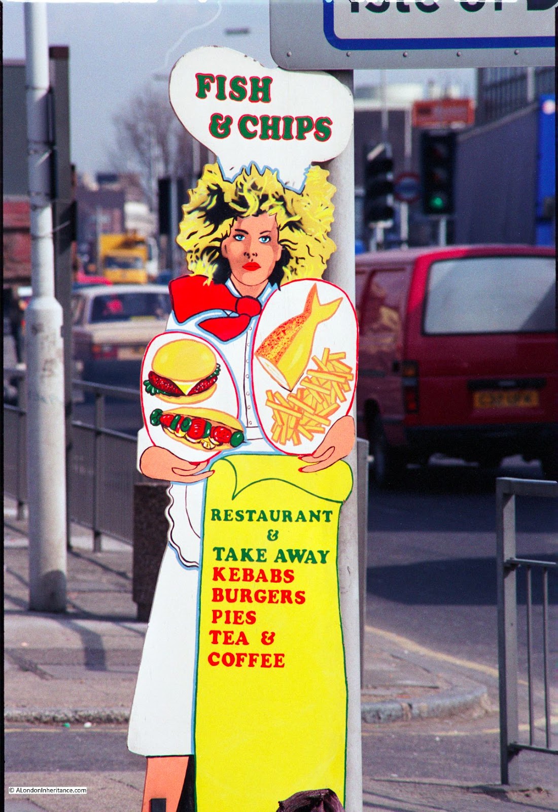 33 Fascinating Photographs That Show What London Shops Looked Like in ...