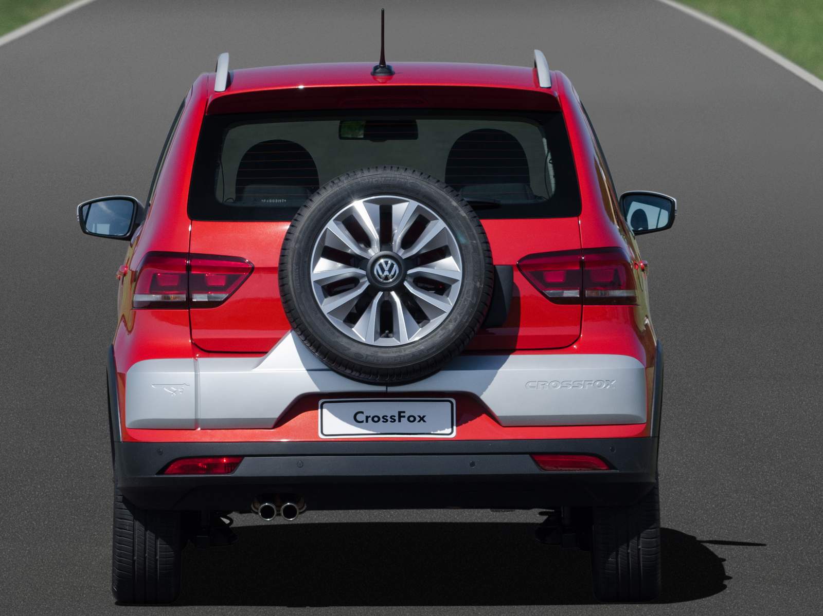 Novo VW CrossFox 2015: preços, vídeo e especificações oficiais