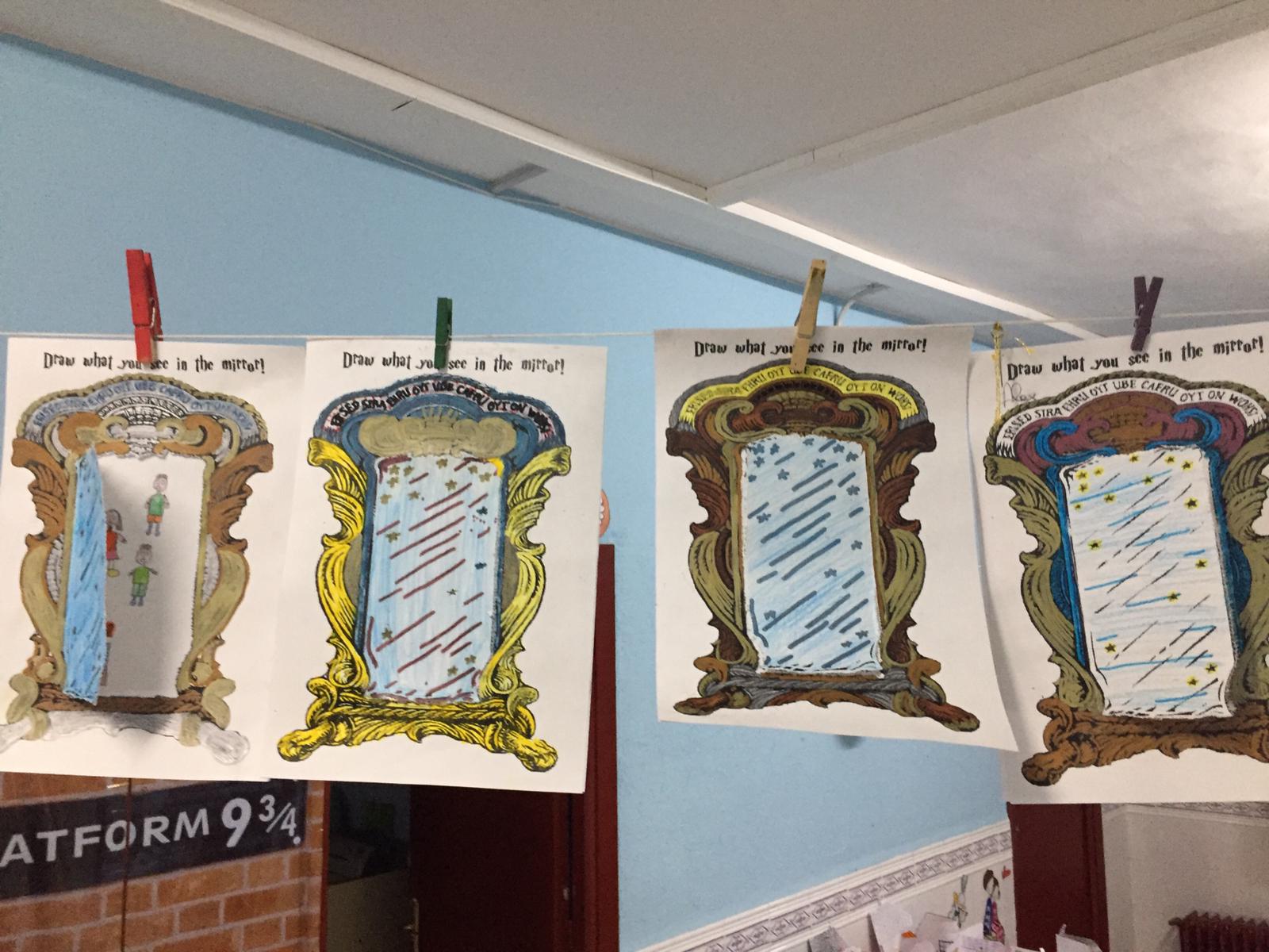 OUR ENGLISH CLASS: Art and crafts