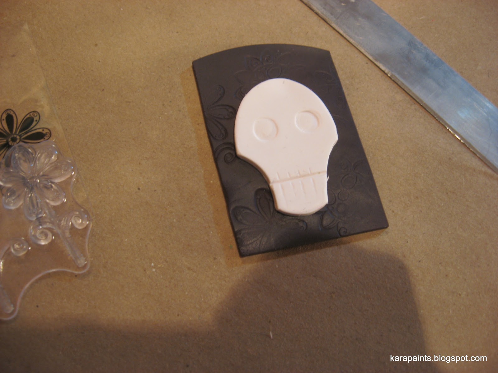 Kara Paints: Skull Madness: Sugar Skull tutorial