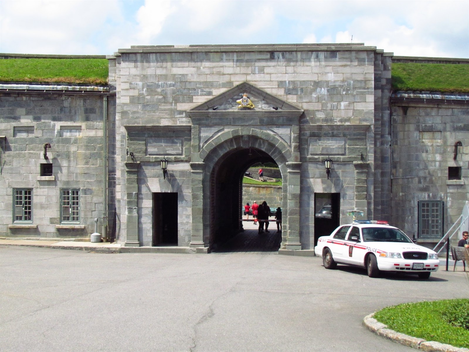 The World of Gord: Touring the Citadel of Old Quebec City