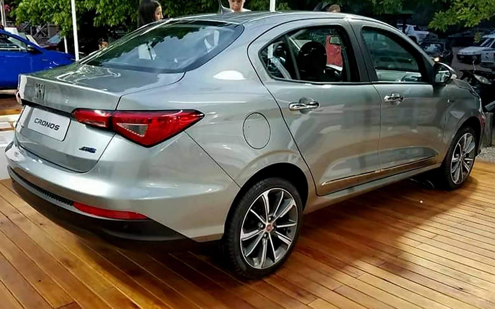 Fiat apresenta Cronos em versão Precision na Argentina e lançamento ...