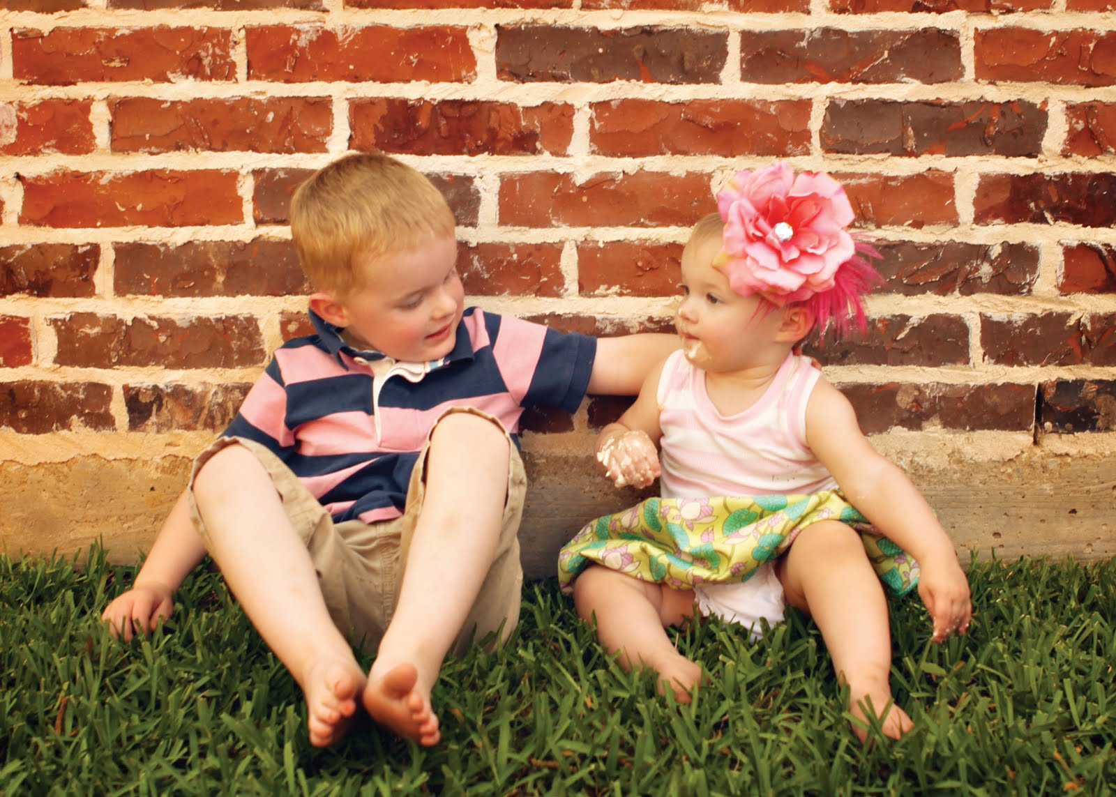 A Bright and Happy 1st Birthday Tiny Party - Anders Ruff Custom Designs ...