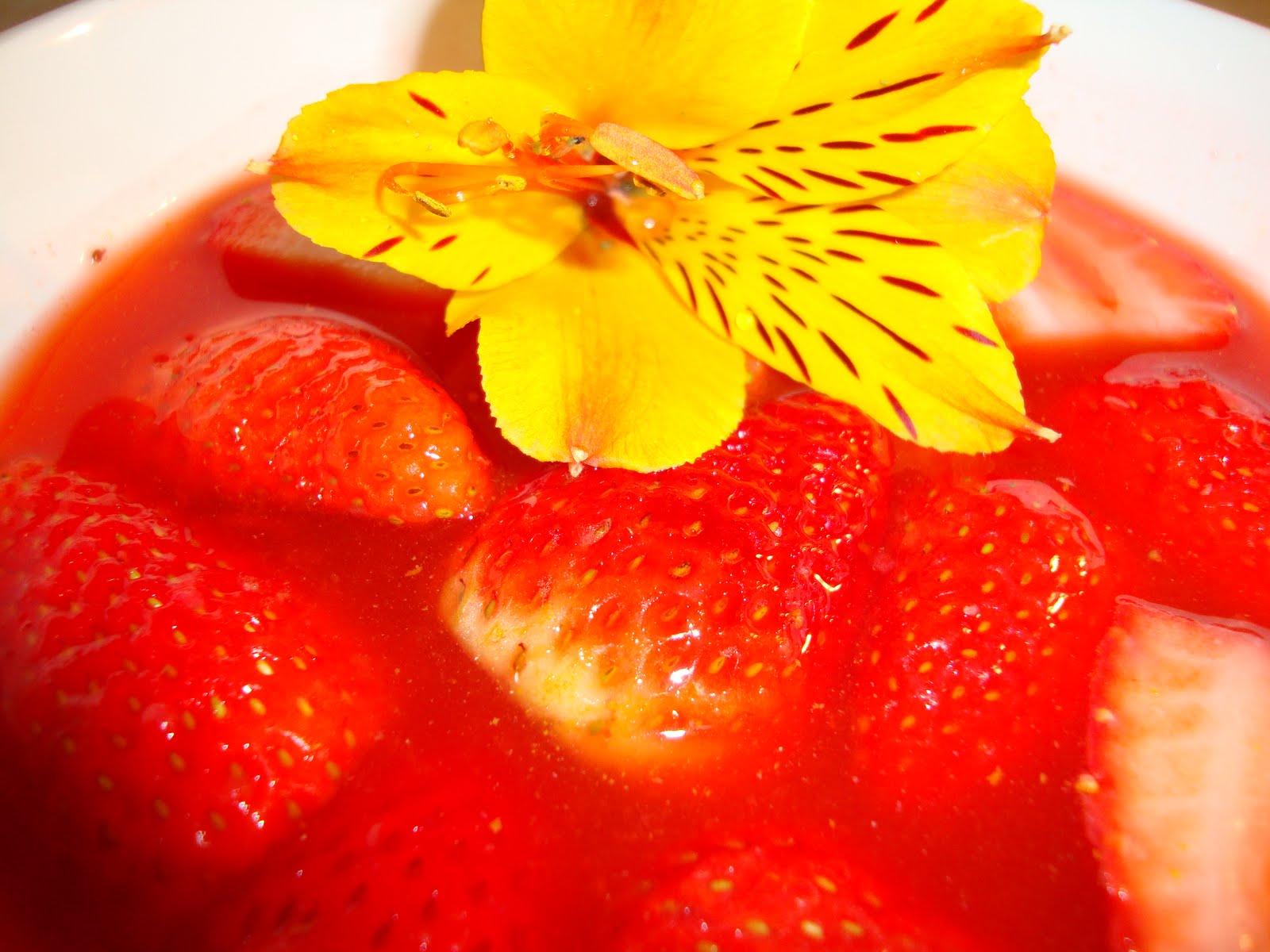 Utterly Delectable: Strawberries Poached in their own Juice (a Mother's ...