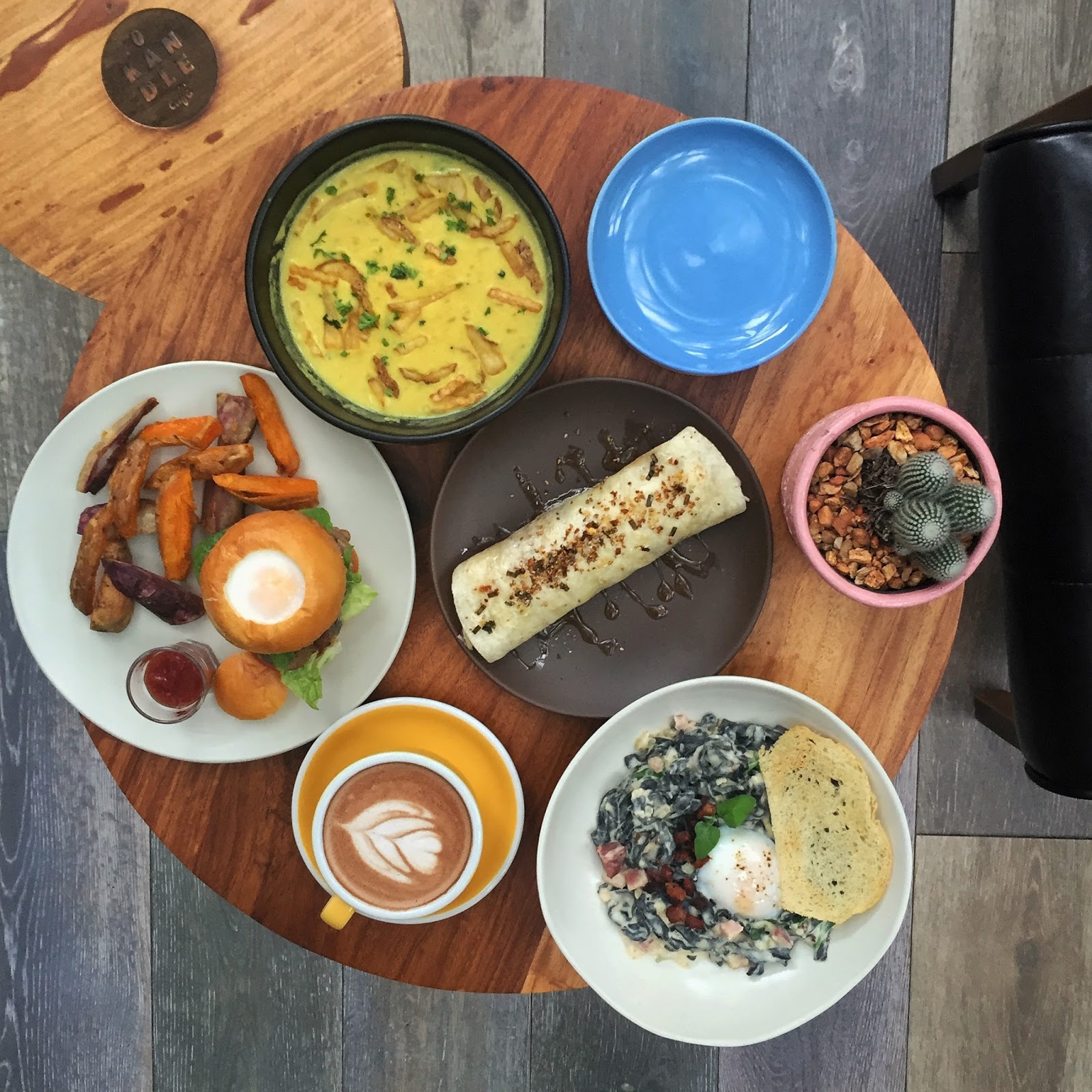 What Mary Loves: First Bite: Kandle Cafe