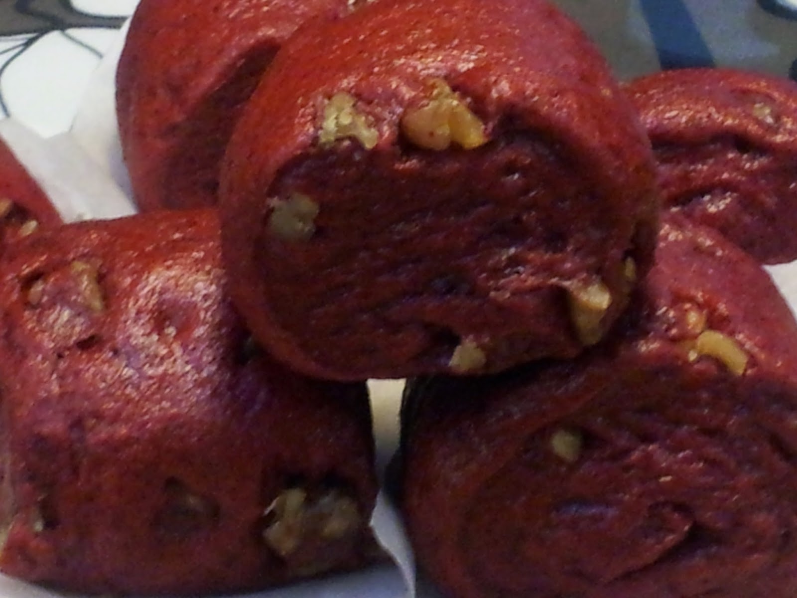 Pat's Kitchen Journal: Red Rice Yeast Walnut Mantou