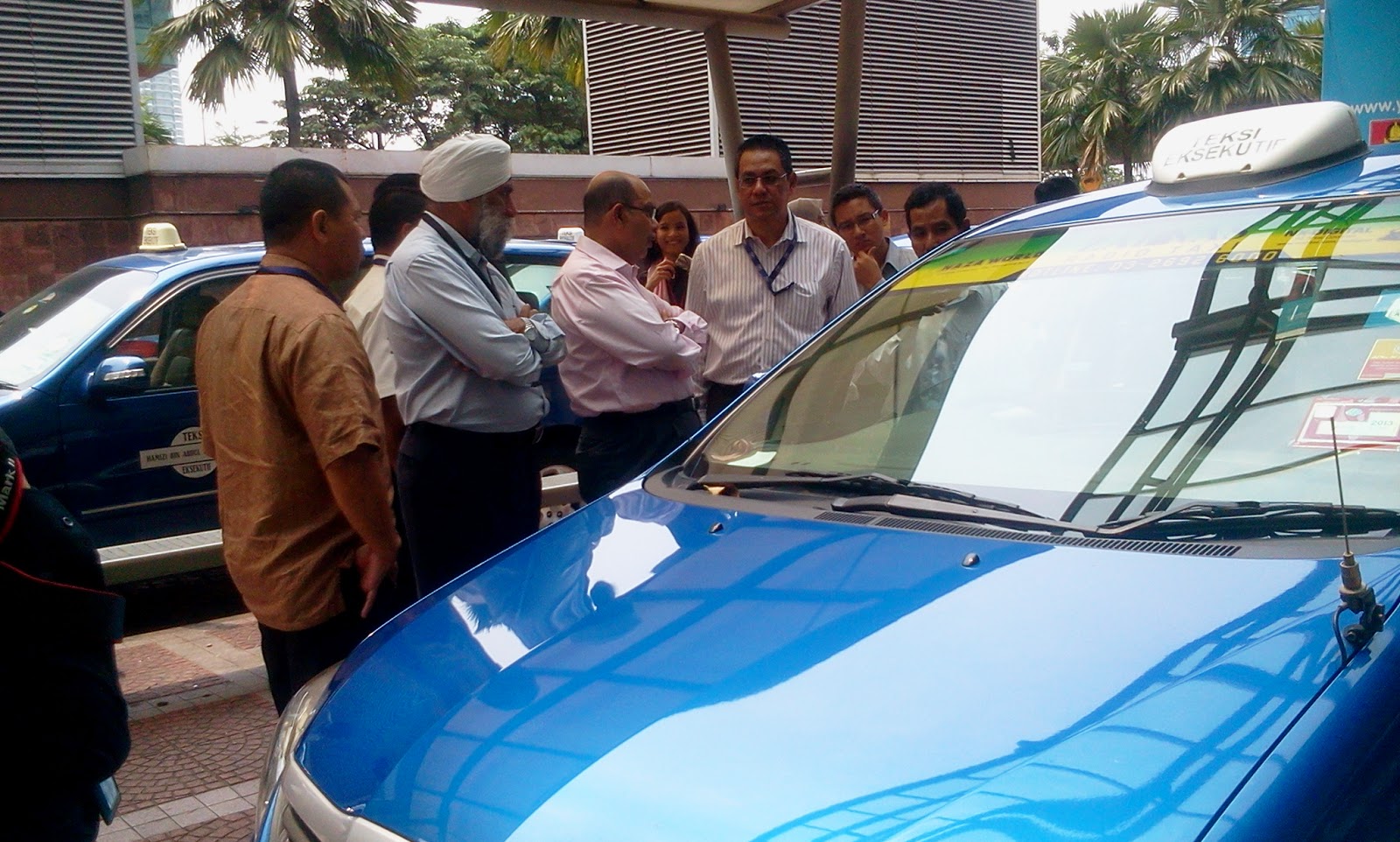 TEKSI MPV EKSEKUTIF(TAXI MPV)