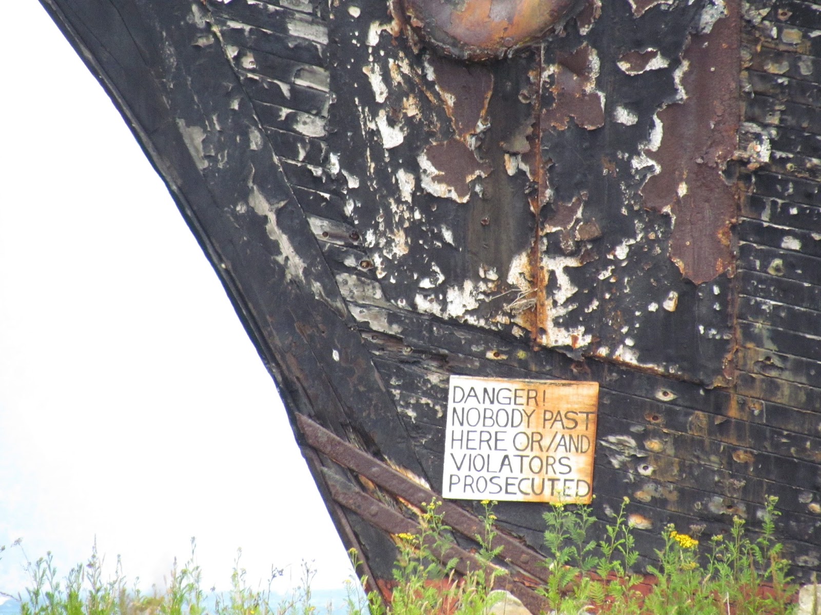 Scene Through My Eyes: Vacation and a Very Old Ship