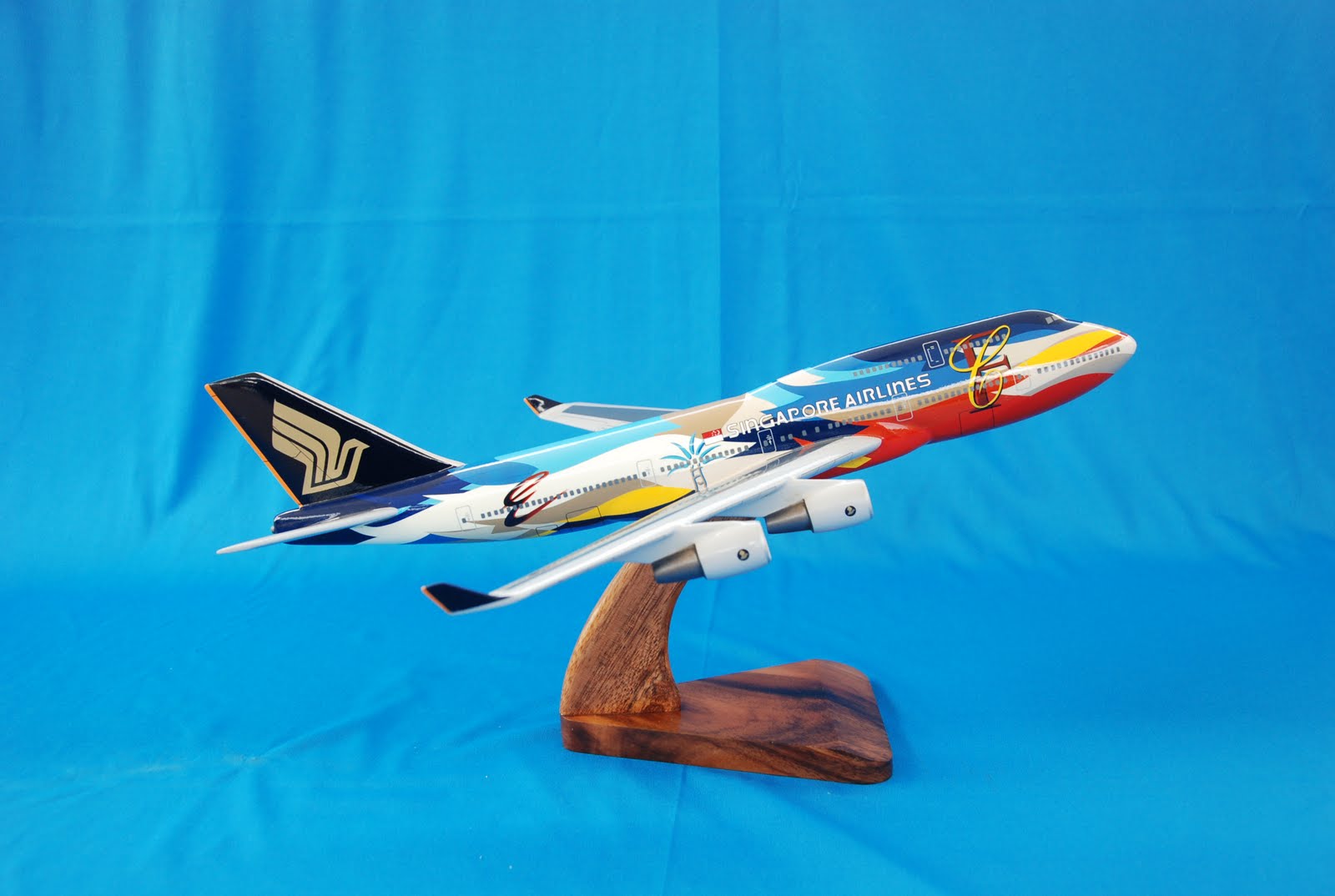 aviation craft: SINGAPORE AIRLINES -BOEING 747 -412 -"TROPICAL" SPECIAL ...