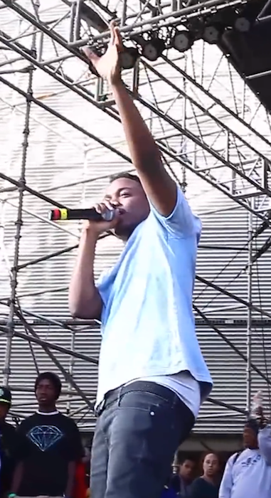 Celeb Saggers: Kendrick Lamar Sagging Below Ass