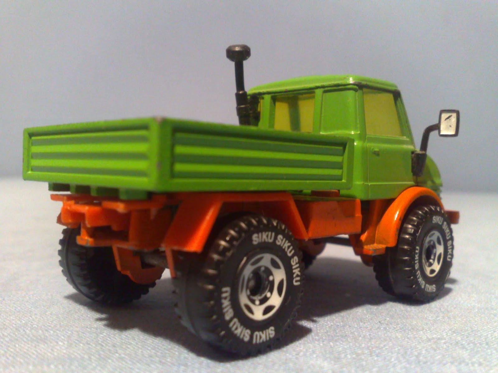 TOM's TECH TOYS: SIKU Made in Germany