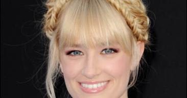Beauty Blogging Junkie: Makeup: Beth Behrs At The Monsters University ...