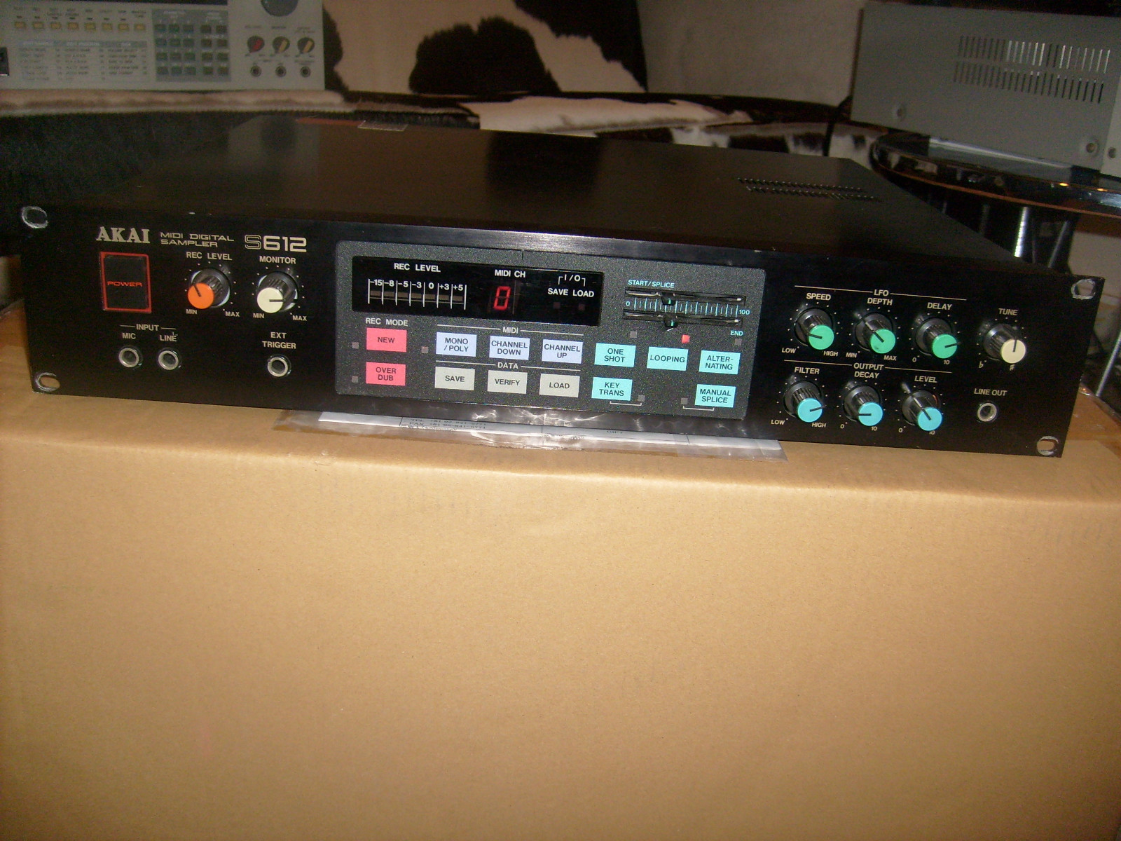 MATRIXSYNTH: Akai S612 Classic 12 bit sampler with Disk Collection