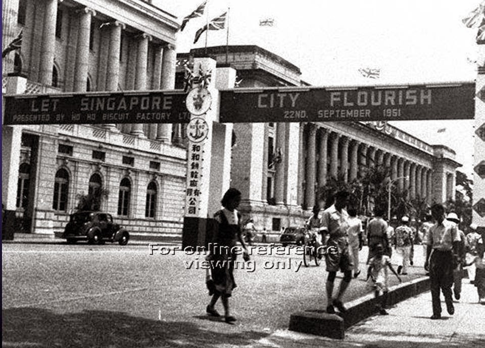 从夜暮到黎明 From dusk to dawn : 新加坡市 City of Singapore