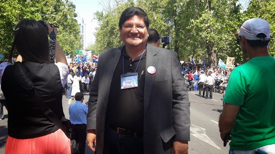 El pastor José Linares no será candidato al Congreso más bien impulsara ...