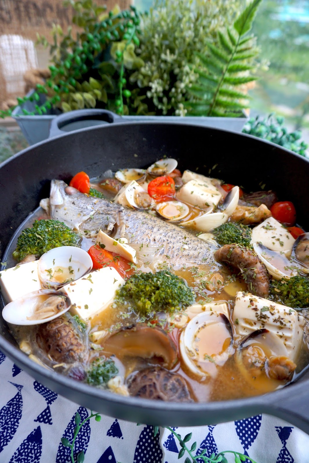 Say My Kitchen: One Pot Miso Poached Fish Meal 味增水煮鱼一锅煮