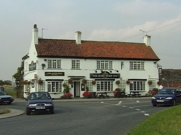 La silla maldita del Busby Stoop Inn ~ Los archivos del Bardo