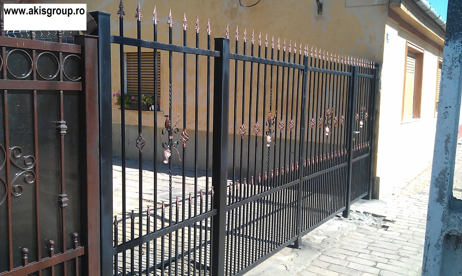 modele porti fier forjat: PORTI SI GARDURI FIER PRETURI MICI