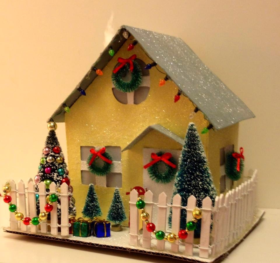 My Little Yellow Cottage: Putz'-in Around