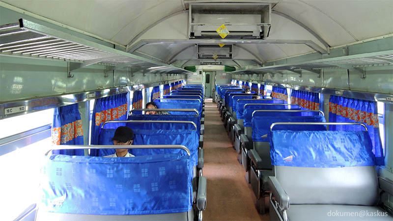 Sensasi Jakarta Denpasar naik Kereta Api