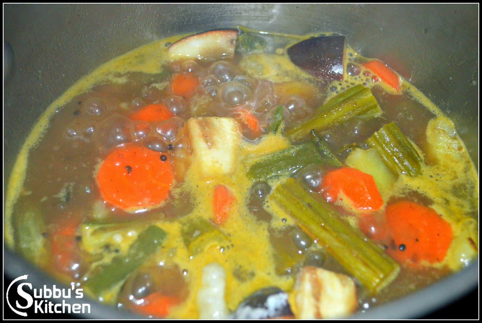 Arachuvitta Sambar | Sambar with Fresh Ground Masala - Subbus Kitchen