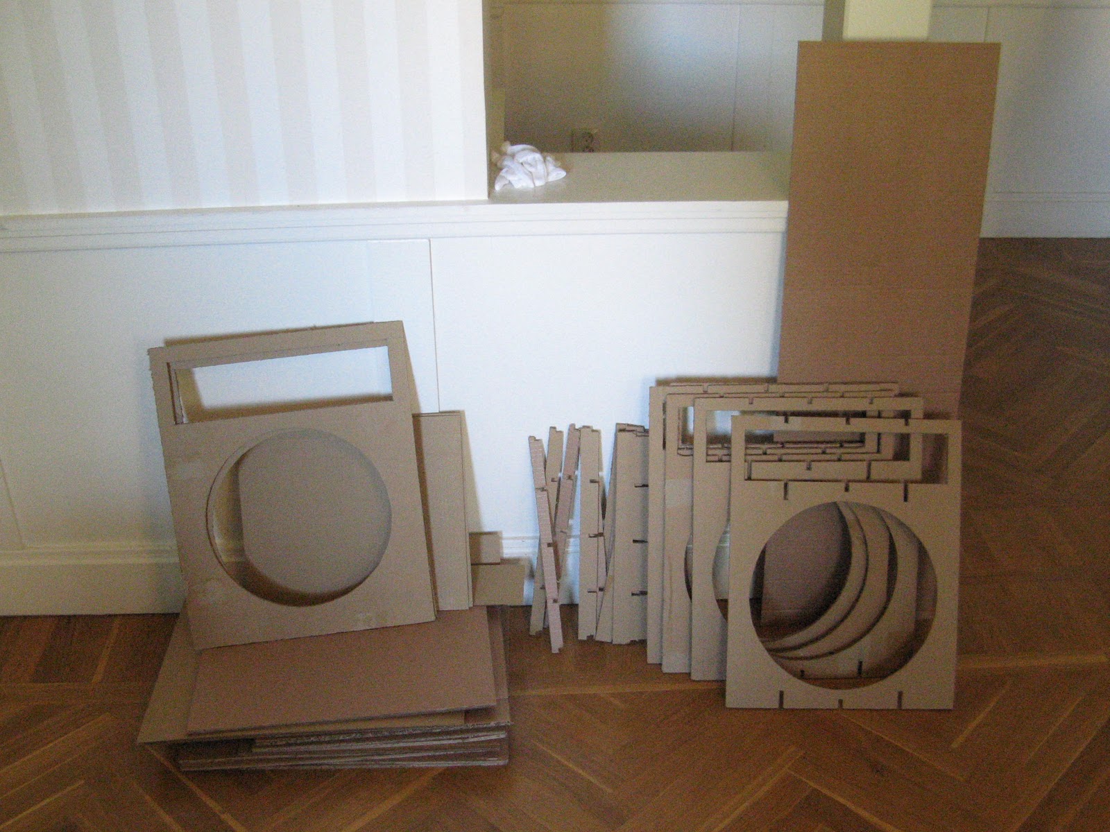 Fadric Recycling Design: Cardboard Night Table that looks like a ...