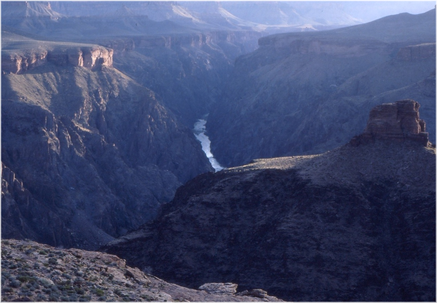 Folk Queue: Strange Rivers