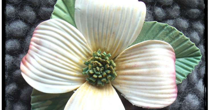 Dogwood Flower Pin