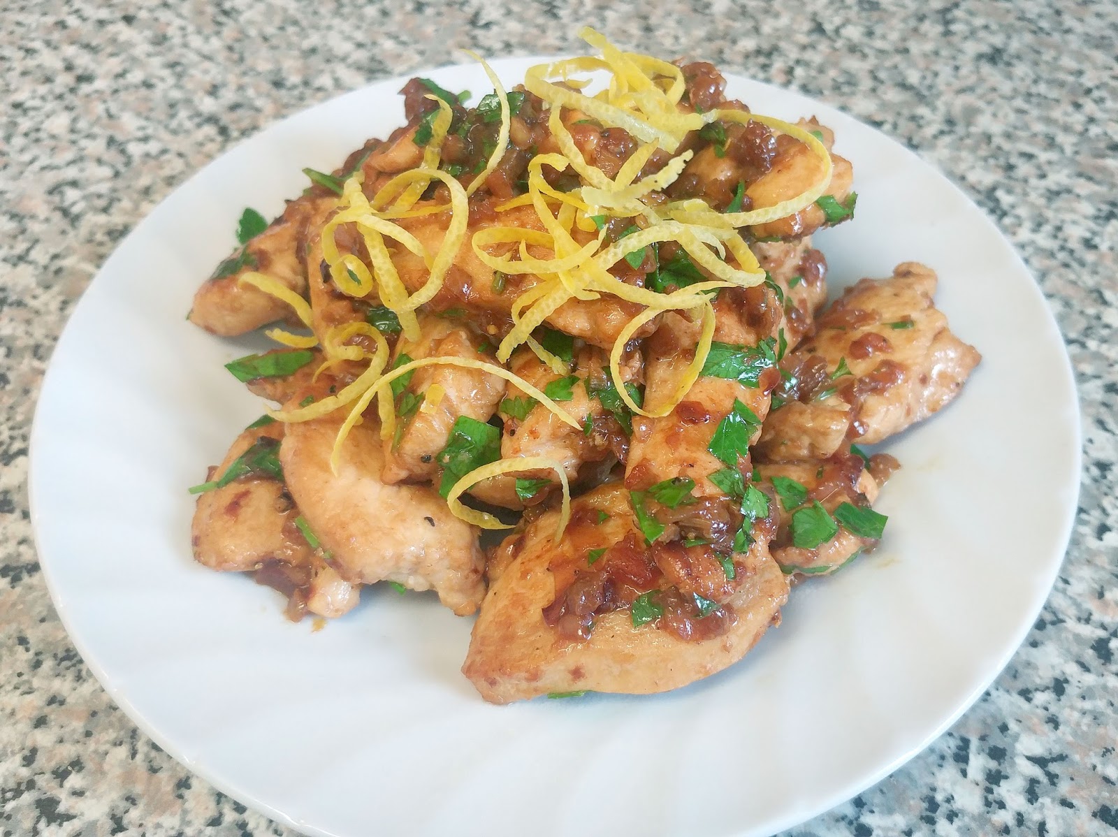 Pollo Al Ajillo Tapa