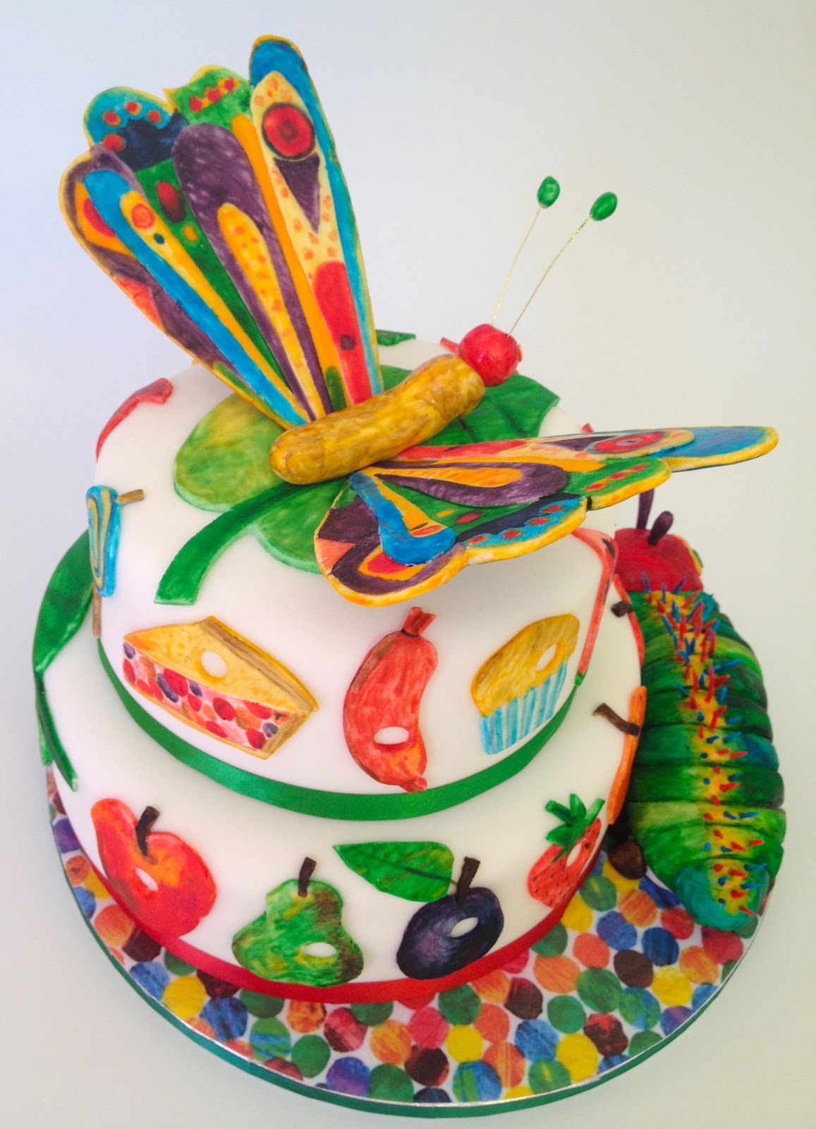 Elaine's Sweet Life: The Very Hungry Caterpillar Cake