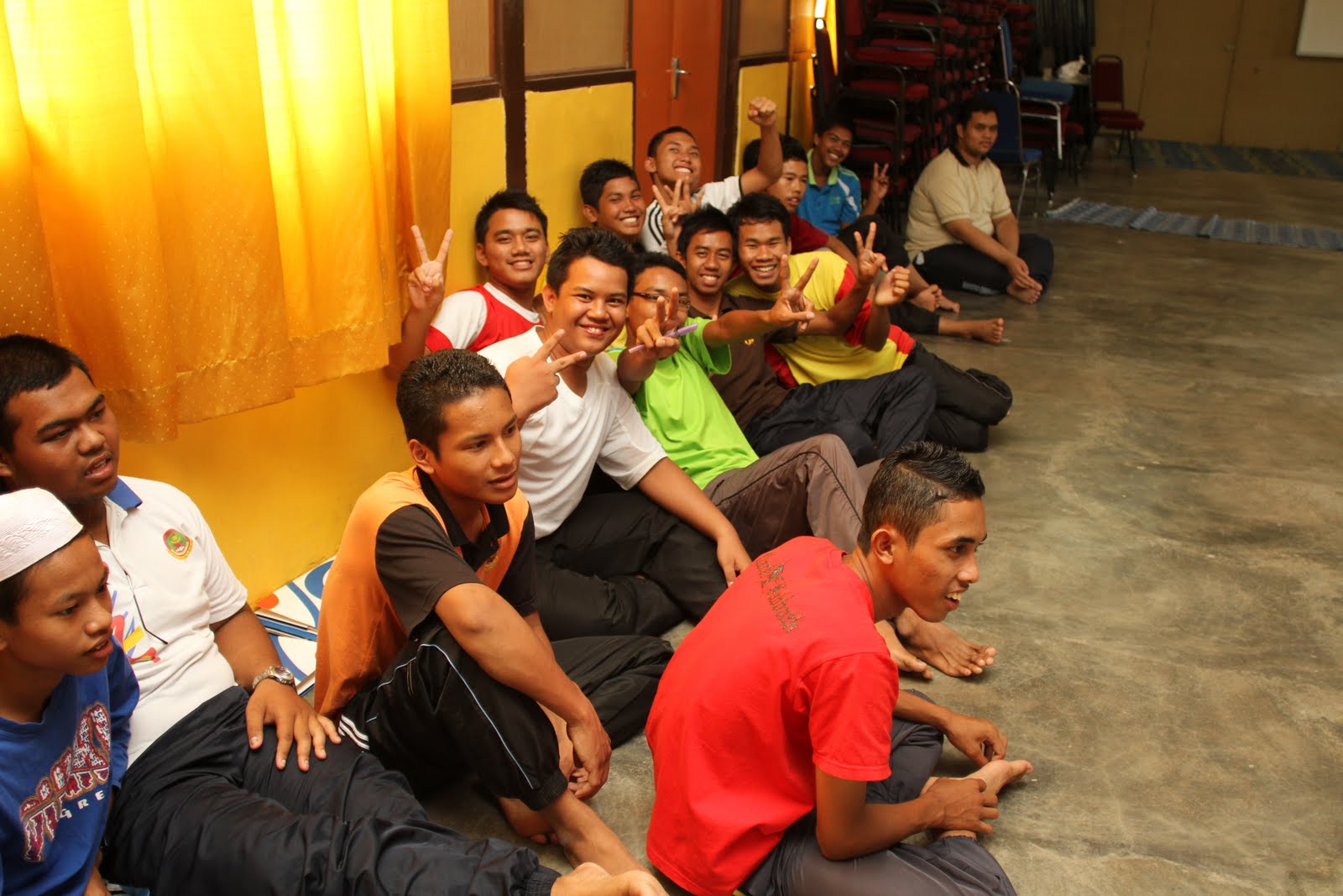 Kelasku 5 Ibnu Sina: KEM PEMANTAPAN SAHSIAH DI PUSAT KOKO SABAK BERNAM.