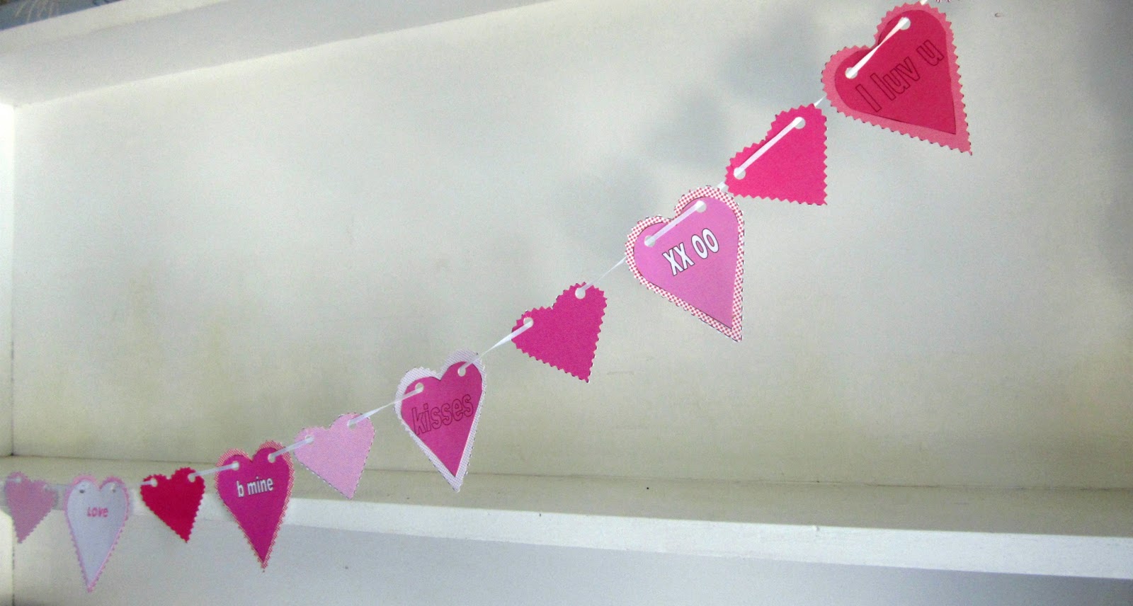Sweet Magnolia Way: Paper Heart Banner