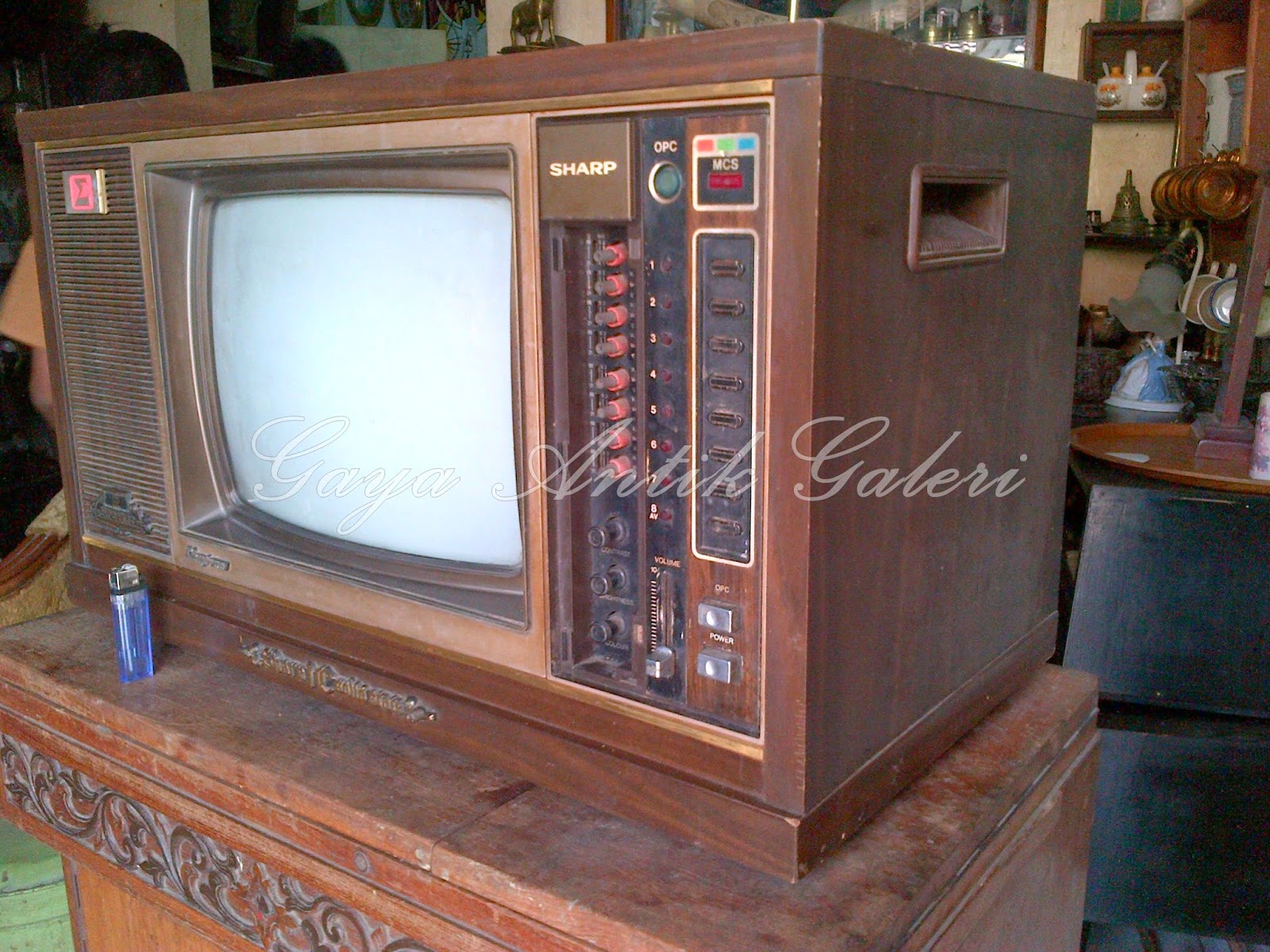 Gaya Antik Galeri : Vintage Television Sharp IC SolidState Japan ...
