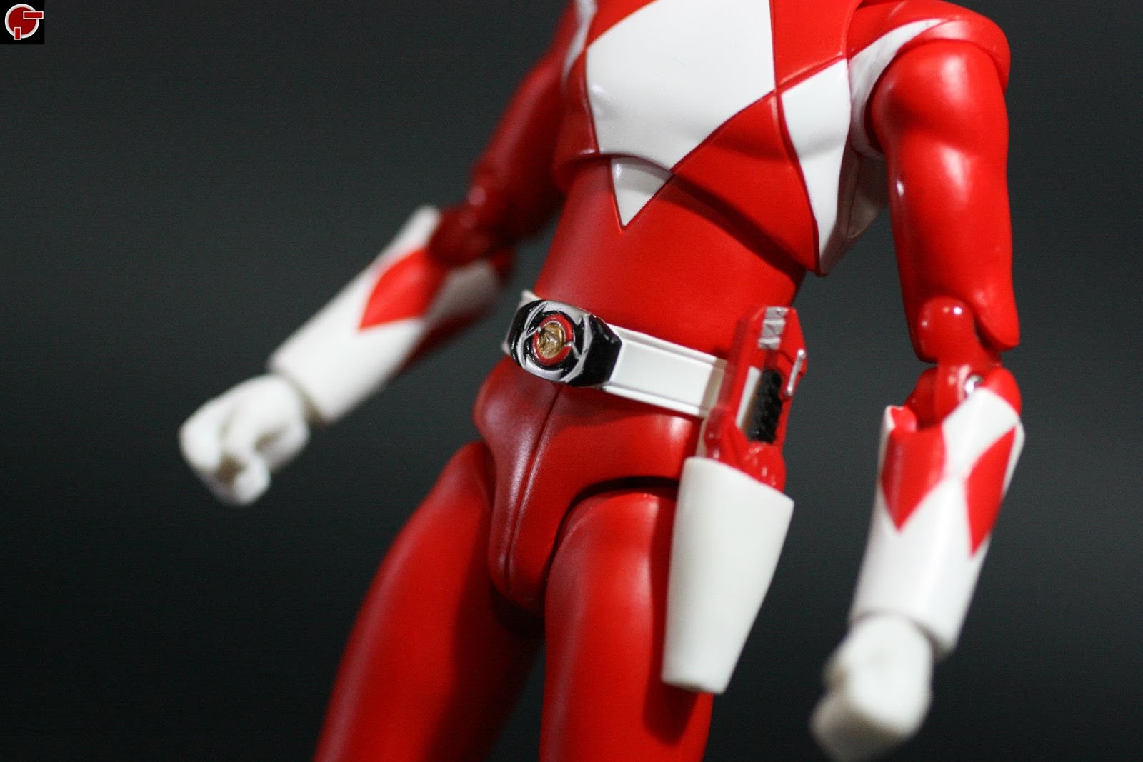 Firestarter's Blog: Toy Review: S.H. Figuarts Tyranno Ranger (Red Ranger)