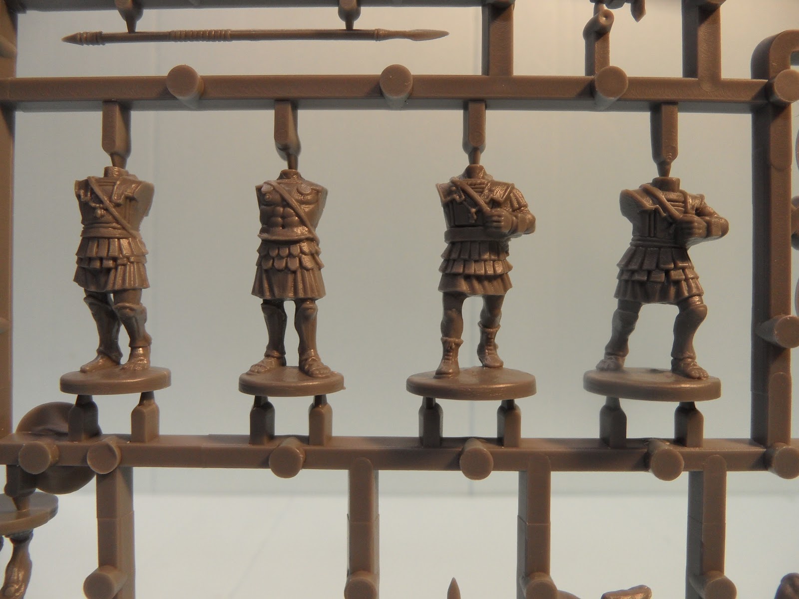 Anton's Wargame Blog: 28mm Victrix Spartans and Osprey Spartan Warrior