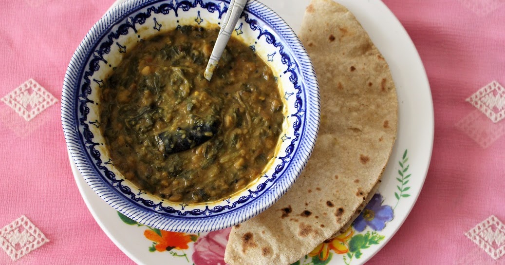 Spice and Curry: Dal-Saag (Lentils cooked with Amaranth leaves)