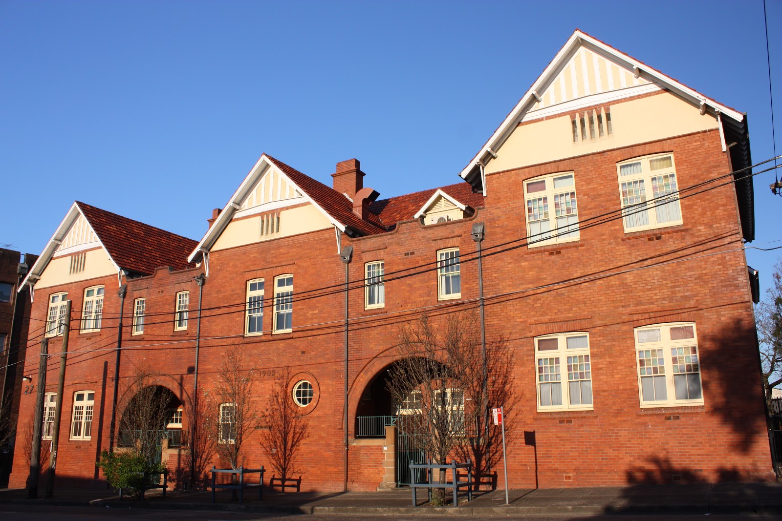 Sydney - City and Suburbs: Petersham College