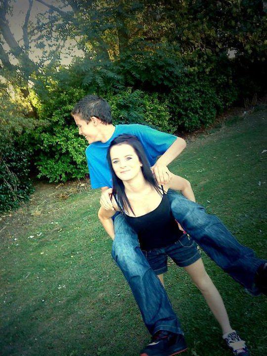 Strong Lift and Carry Photos and Videos - Strong Muscular Girls Lift ...